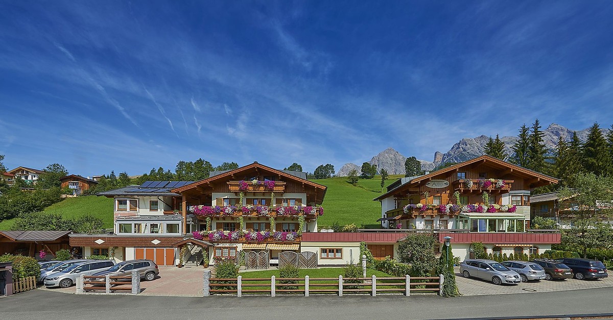 Ferienwohnung Appart-Pension Anny: Pension / Vakantiewoning Maria Alm ...