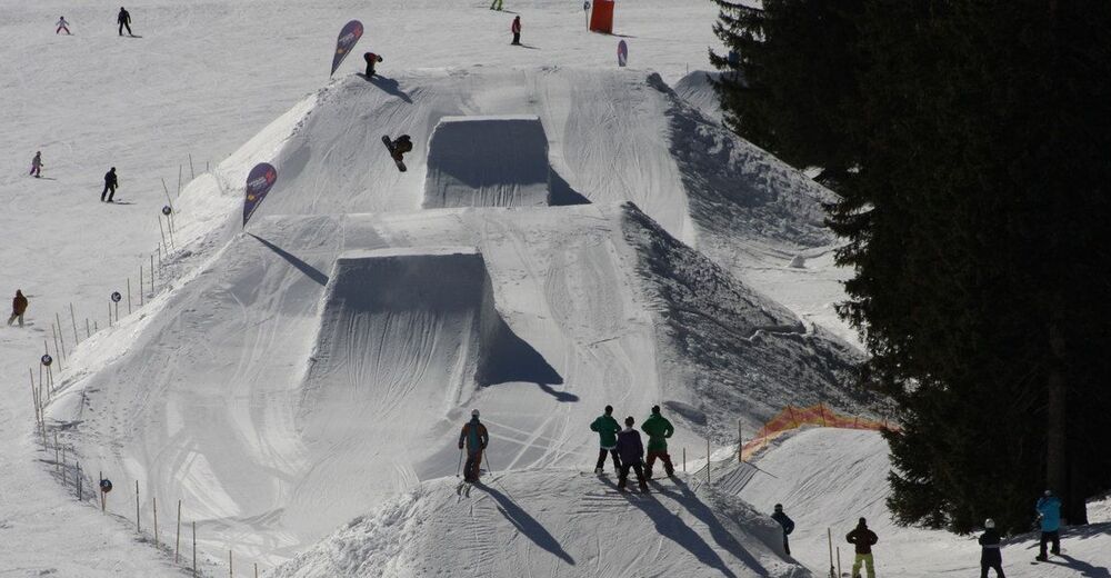 Snowpark Snowpark Ehrwalder Alm - Funpark Snowpark Ehrwalder Alm - Park ...