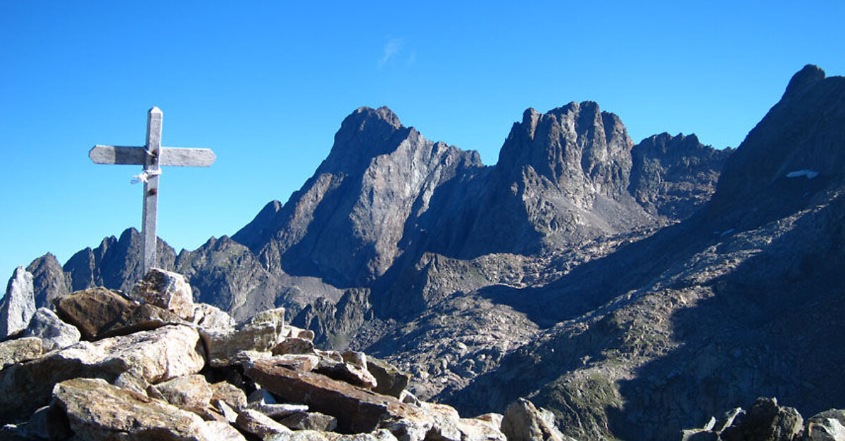 AVU Alta Via dei Lupi | Carrefour de l'étape 9A à la Colle Brocan ...