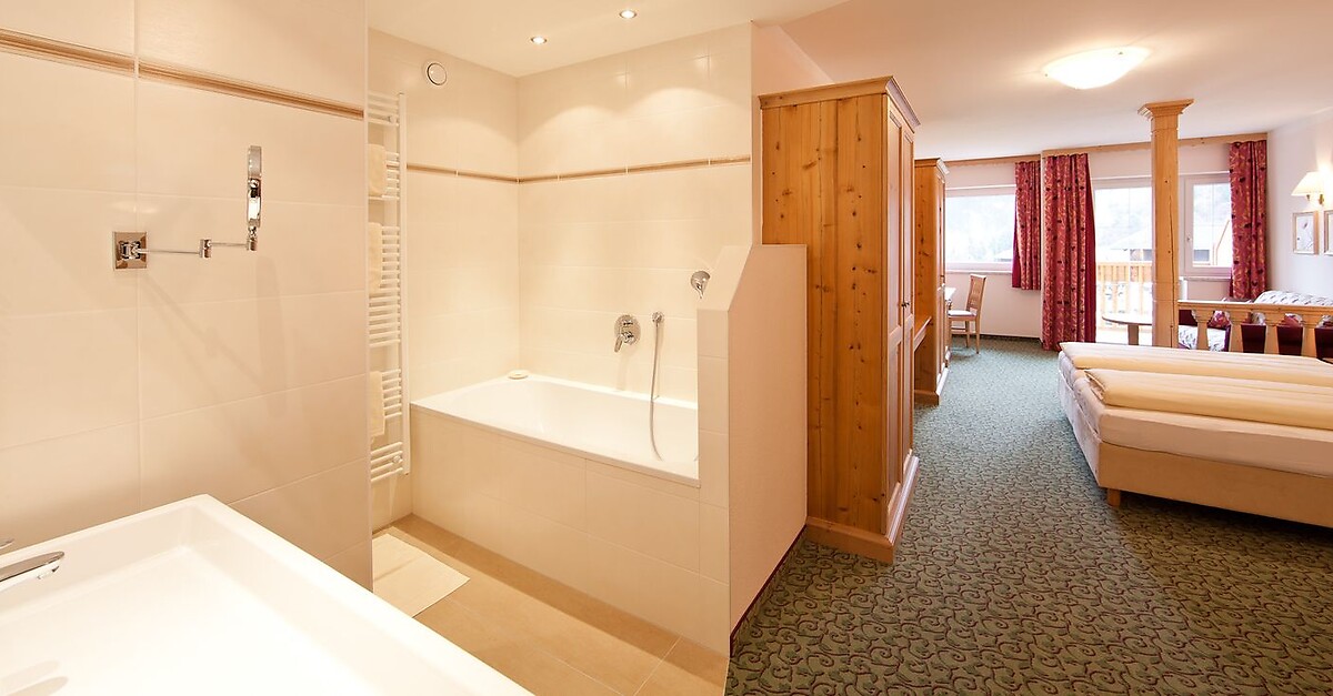Hotel Eberl: Отель Finkenberg, Ski- und Gletscherwelt Zillertal 3000 ...
