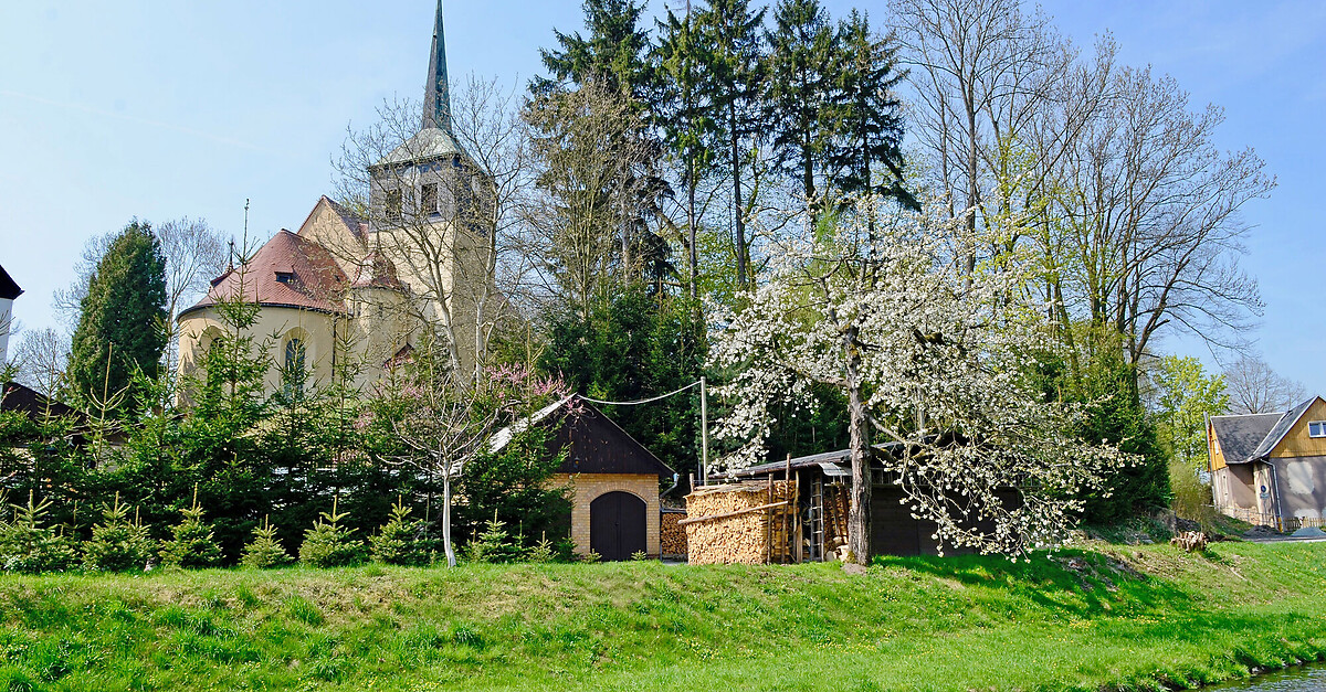 BERGFEX-Sehenswürdigkeiten - Kirchen - Neusalza-Spremberg ...