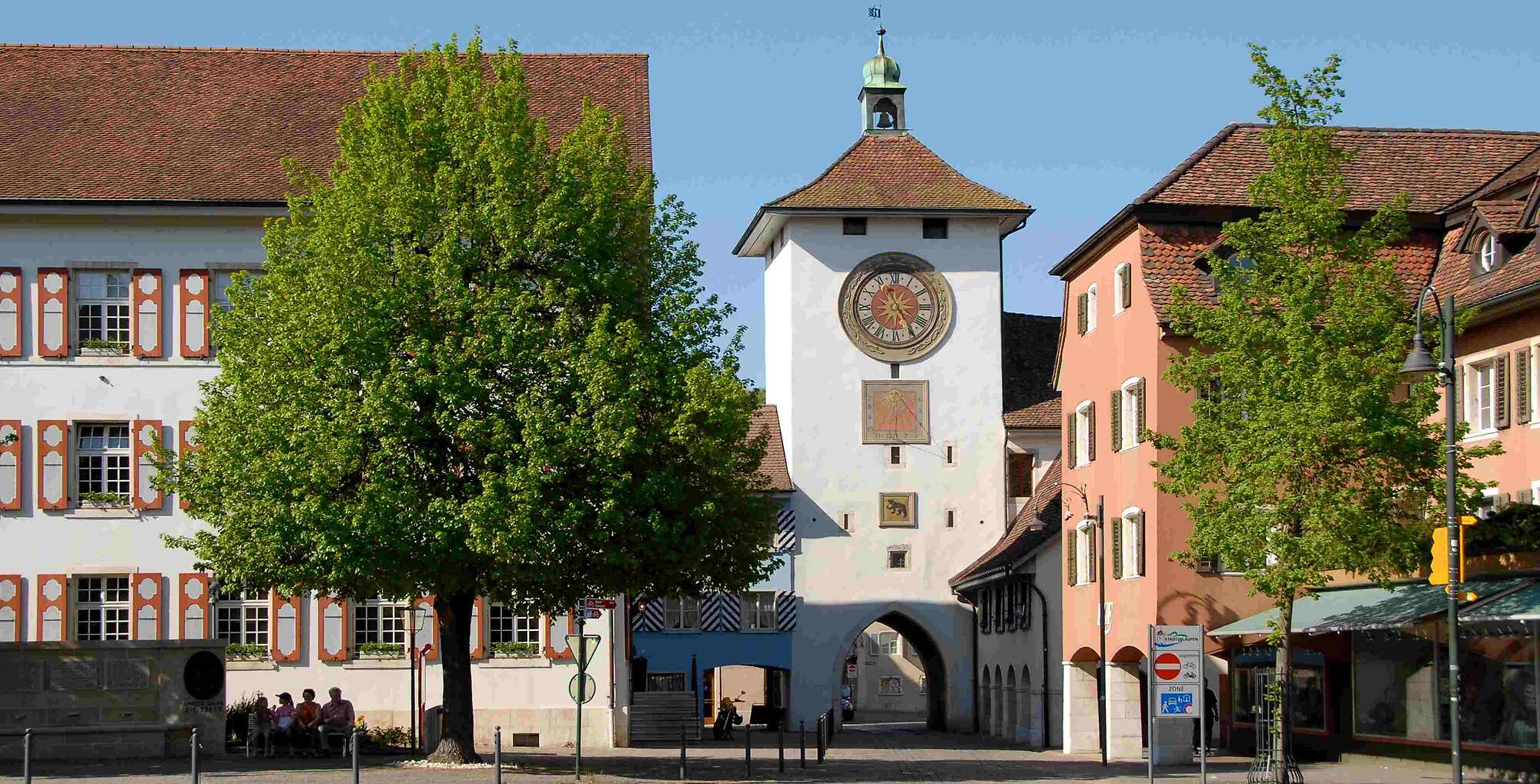 BERGFEX: Laufen: Urlaub Laufen - Reisen Laufen