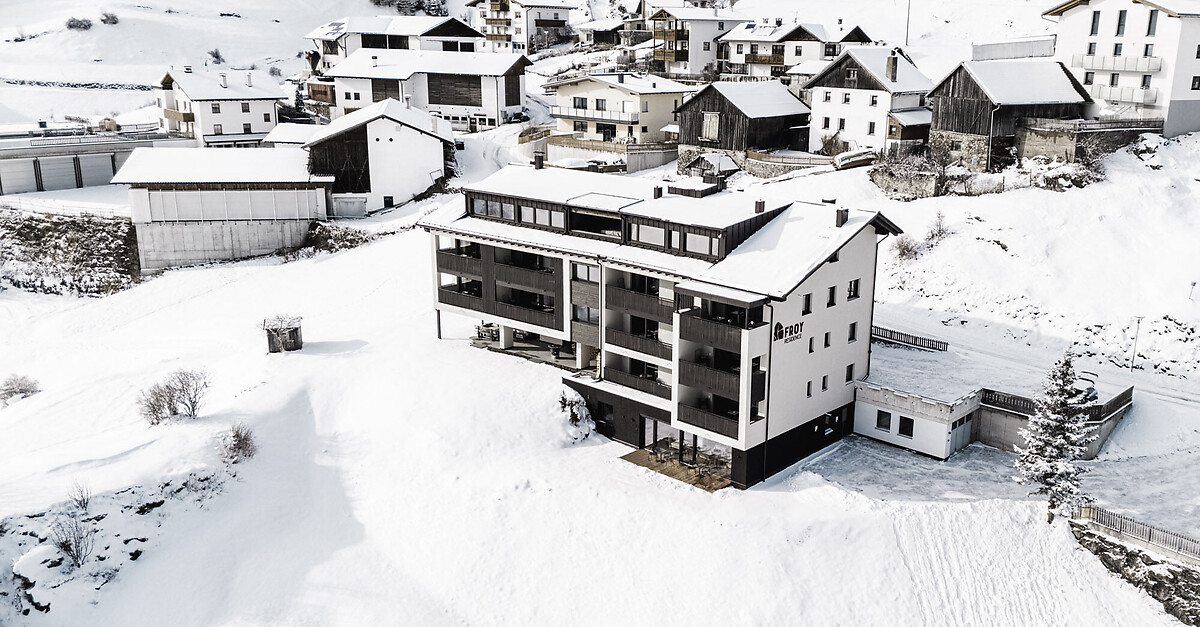 Residence Froy: Hotel / Ferienwohnung / Residence Reschen Reschenpass