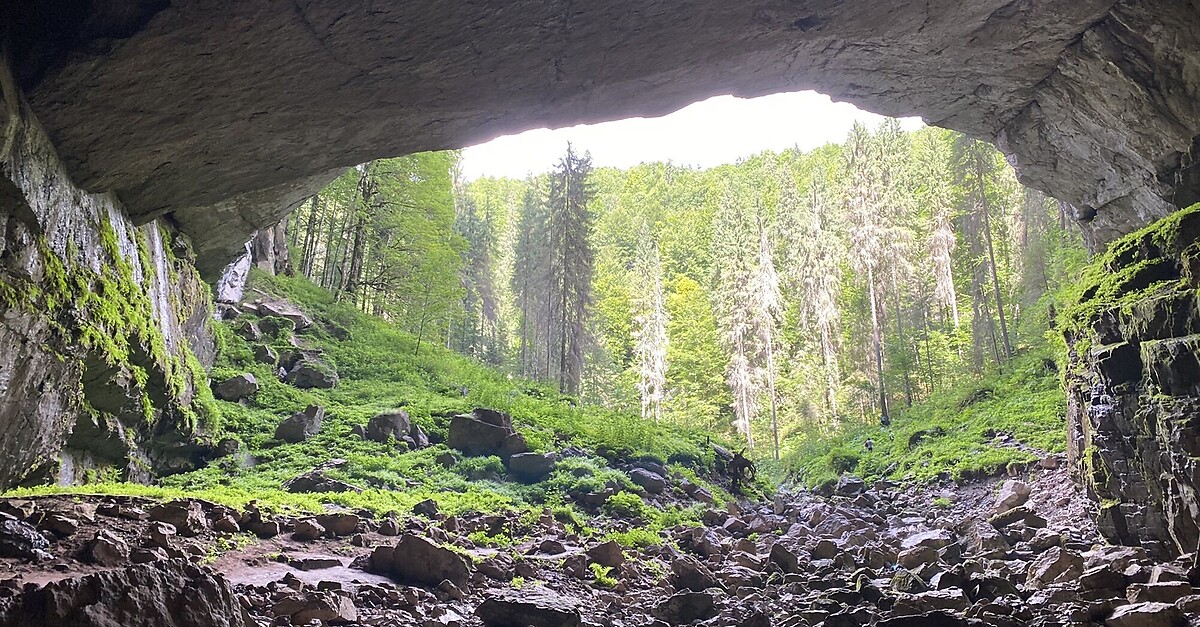 Izbucul Tăuz, Casa de Piatră, - BERGFEX - Wanderung - Tour Fehér megye