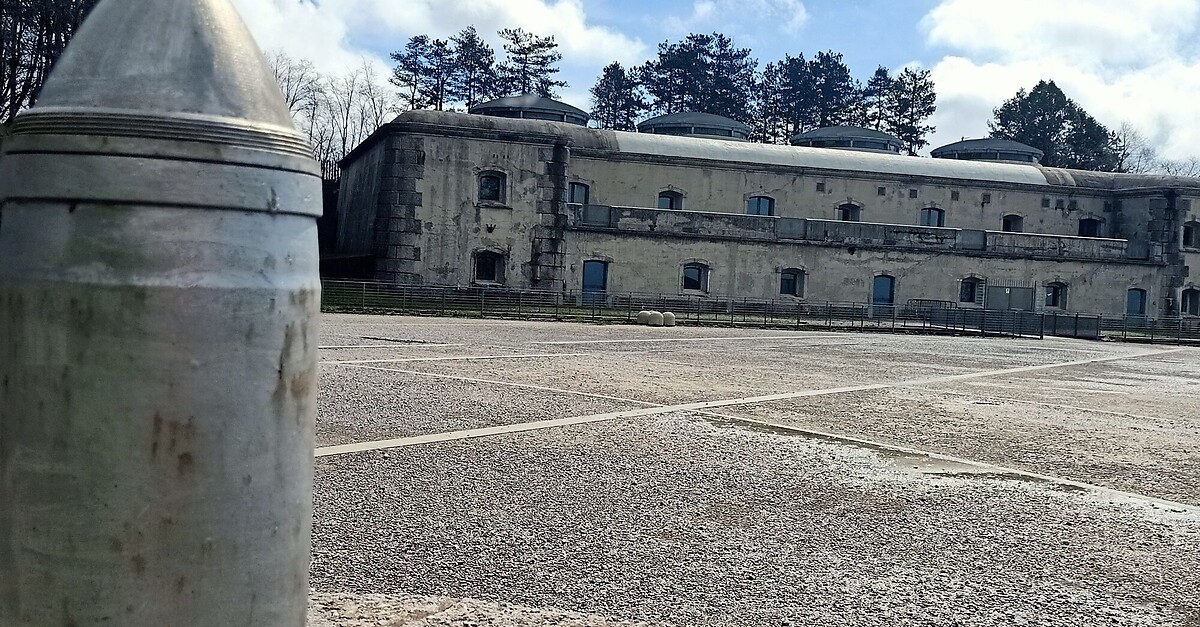 Bernadia, ein Bergrücken zwischen Geschichte und Karst - BERGFEX ...