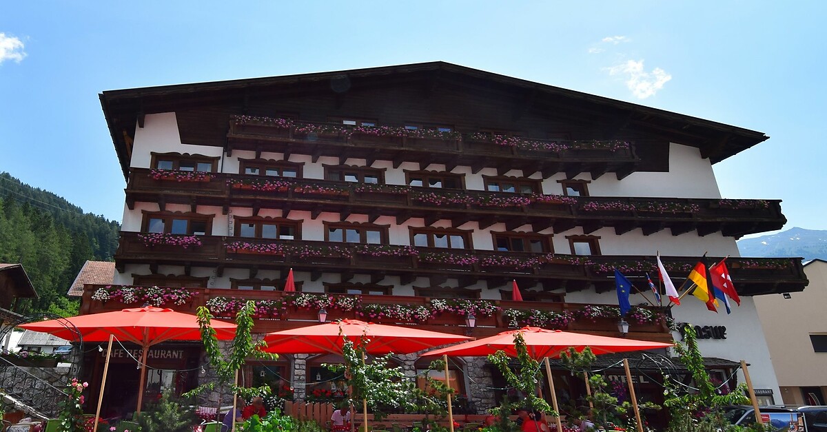 Hotel Basur: Hotel Flirsch am Arlberg Ferienregion St. Anton am Arlberg