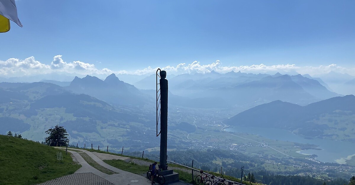 Wildspitz Zug/Schweiz - BERGFEX - E-MTB - Tour Luzern - Vierwaldstättersee
