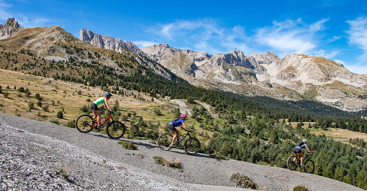 Malmort (VTT n°6 noir) - BERGFEX - Mountainbike - Tour Provence-Alpes ...