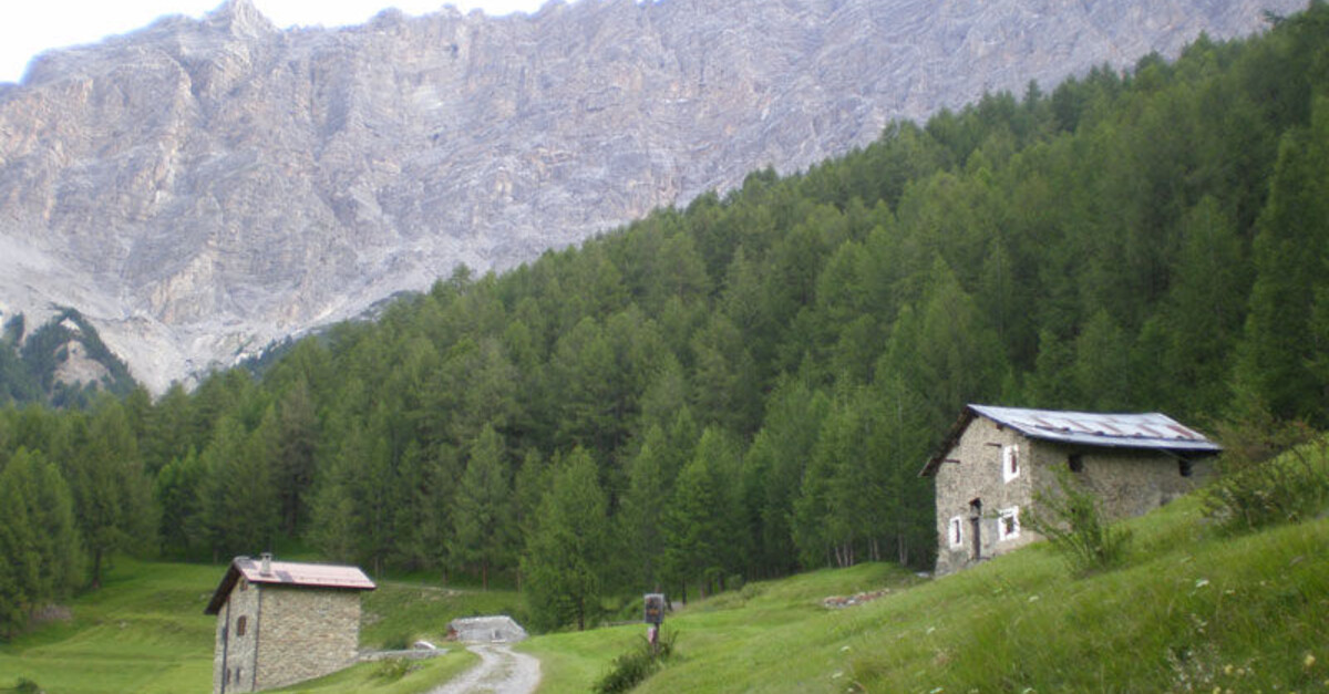 Anello della Val d'Uzza da S. Nicolo' - BERGFEX - Wanderung - Tour ...