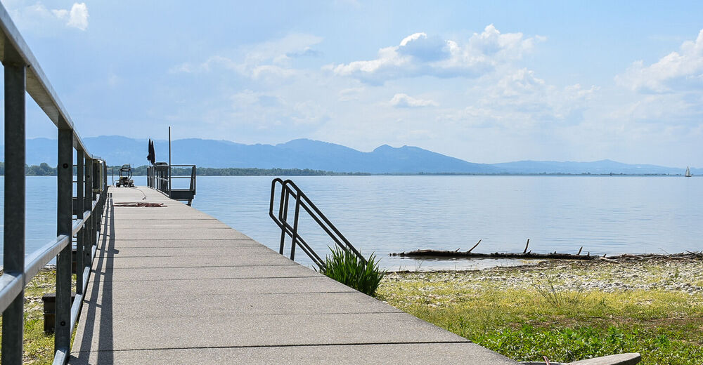 BERGFEX-Badesee Strandbad Lochau - Naturbadesee - See - Baden - Schwimmen