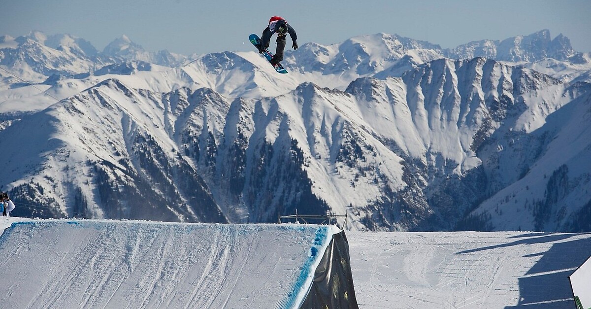 Snowpark Snowpark Laax - Funpark Snowpark Laax - Park Flims Laax Falera ...