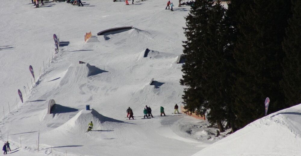 Snowpark Snowpark Ehrwalder Alm - Funpark Snowpark Ehrwalder Alm - Park ...