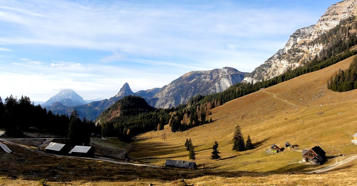 Hinteregger Alm-Aiplhütte und Karrengebiet - BERGFEX - Randonnée ...