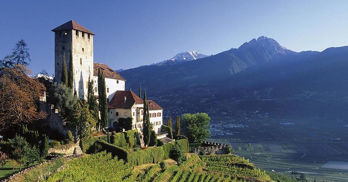 BERGFEX-Sehenswürdigkeiten - Schloss Lebenberg - Marling - Ausflugsziel ...