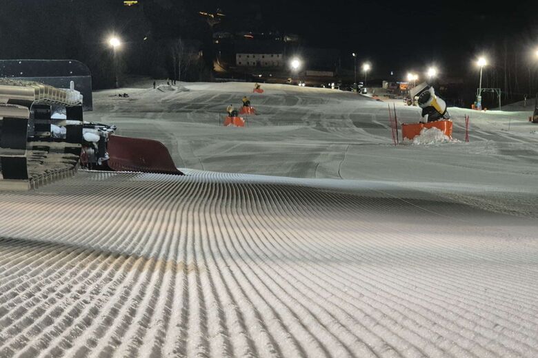 Spletna kamera Kranjska Gora - Talbereich, Smer gledanja Talbereich ...