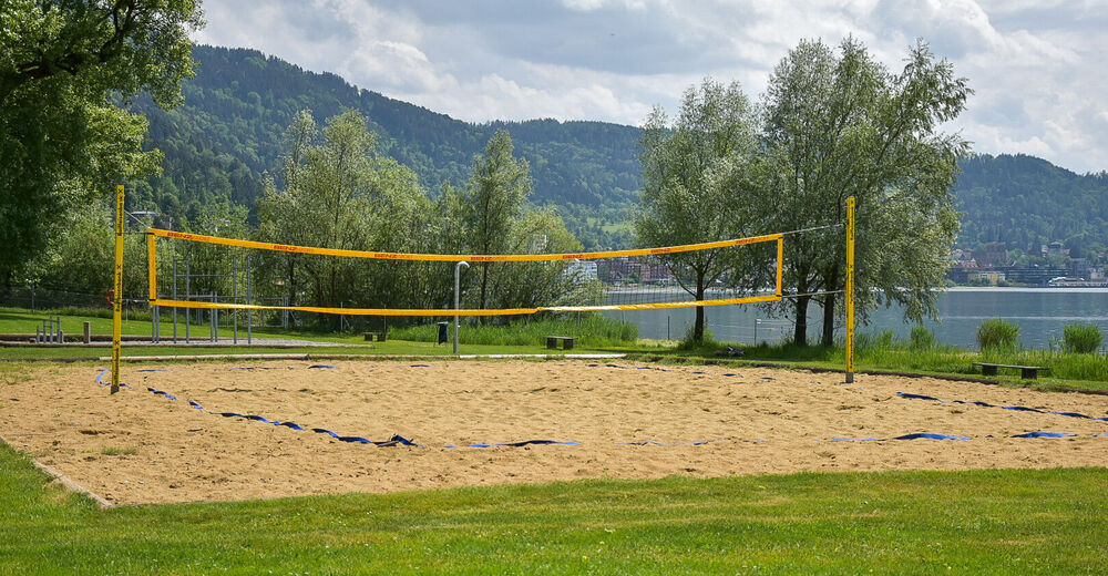 BERGFEX-Badesee Strandbad Lochau - Naturbadesee - See - Baden - Schwimmen
