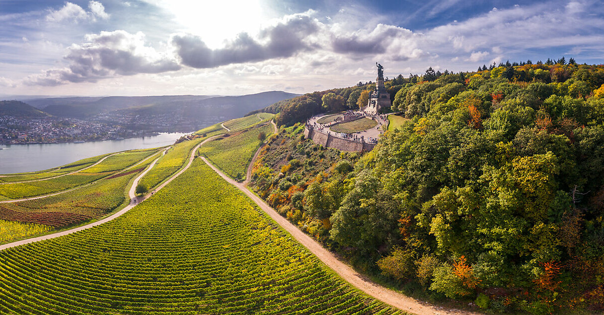 BERGFEX-Sehenswürdigkeiten - Niederwalddenkmal mit der Germania ...