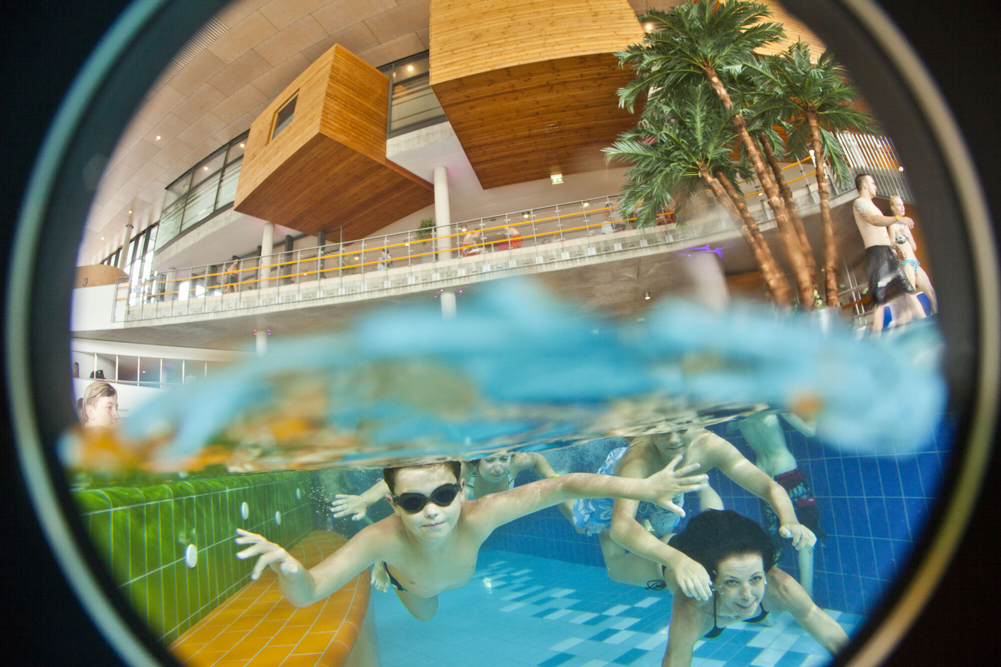 BERGFEX-Sehenswürdigkeiten - Europabad Karlsruhe - Karlsruhe ...