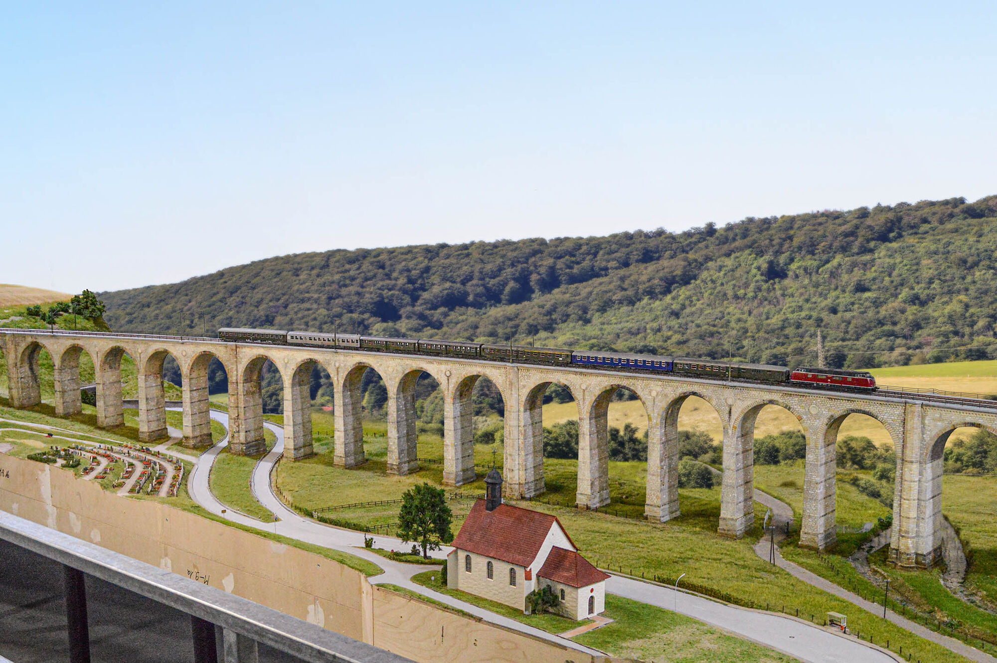 BERGFEX-Sehenswürdigkeiten - Modellbundesbahn - Brakel - Ausflugsziel ...