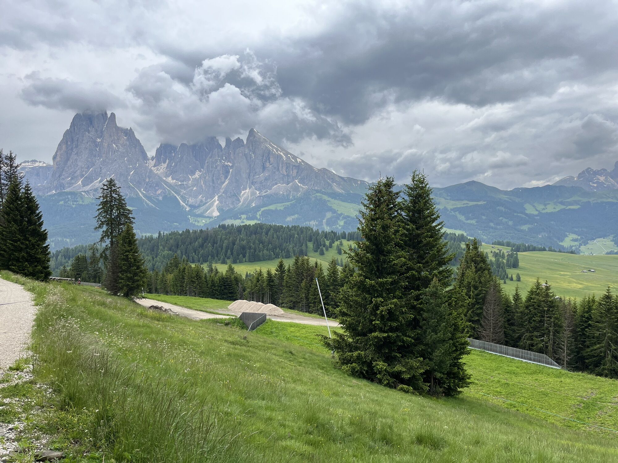 Compatsch - Contrinschwaige - Piz Ridl - Schguaguler Schweige - BERGFEX ...